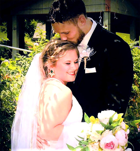 Hevener’s Tie the Knot | News, Sports, Jobs - Wetzel Chronicle